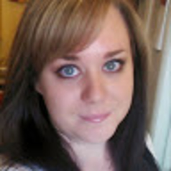 Candice's Closet (@candice_caloni) | Poshmark